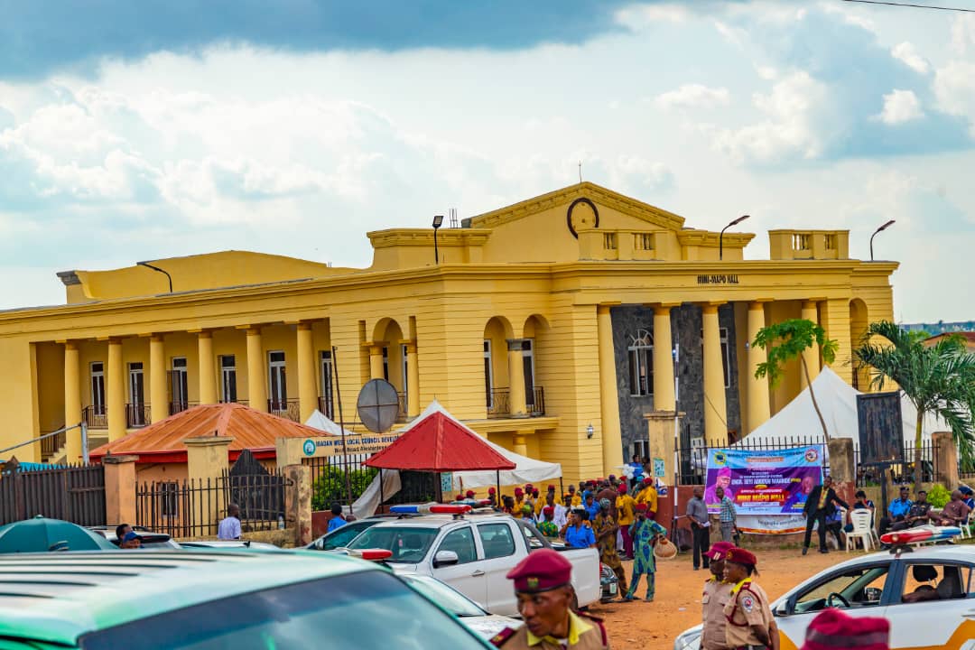 Mini Mapo Hall: Seyi Makinde Makes History By Oladayo Ogunbowale