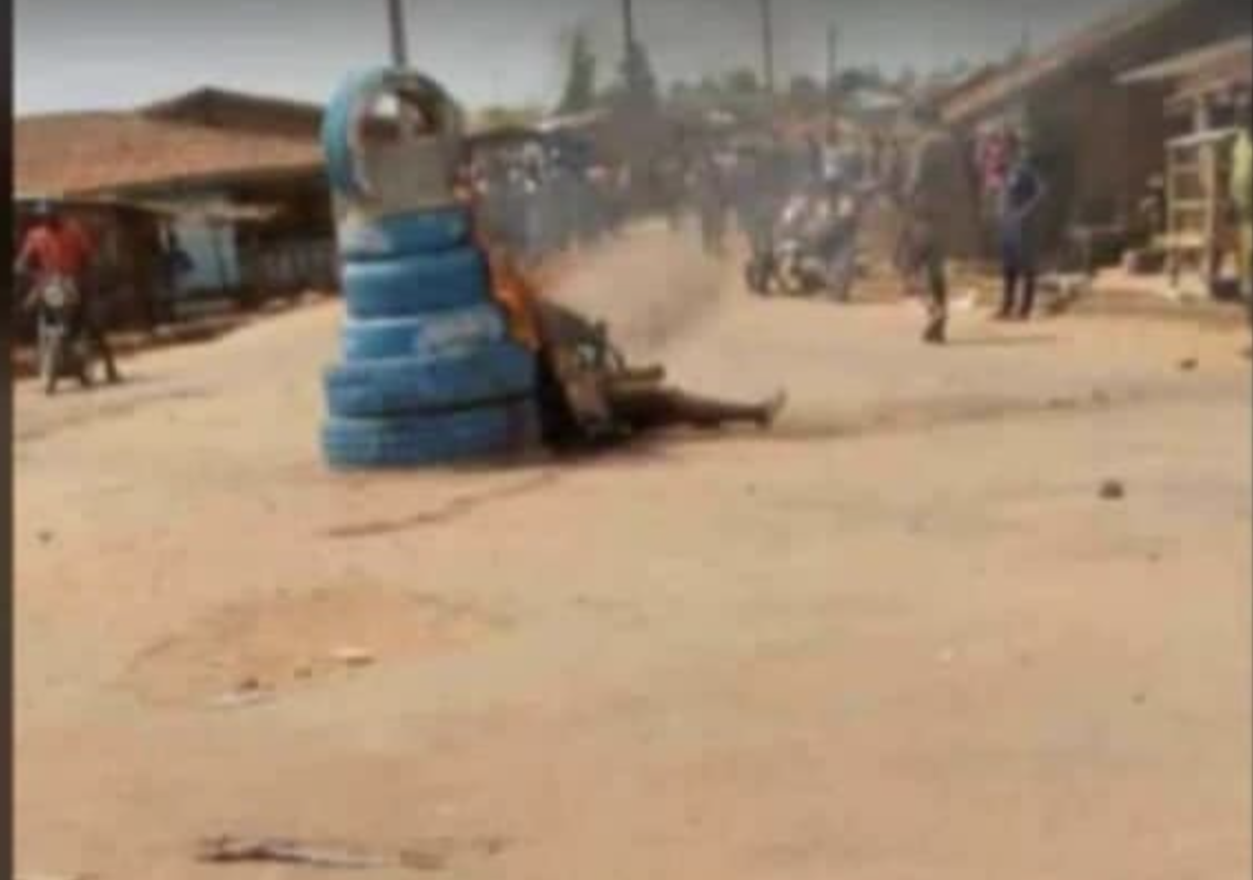 Mob Sets Ablaze Oyo 'PMS Member' In Ibarapa