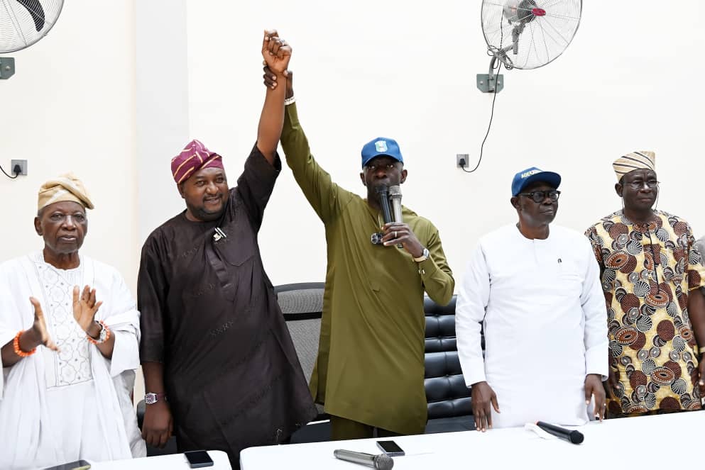 Oyo 2027: APM Unveils Ogbomoso-born Muftau Open Salawu as Deputy Guber ...